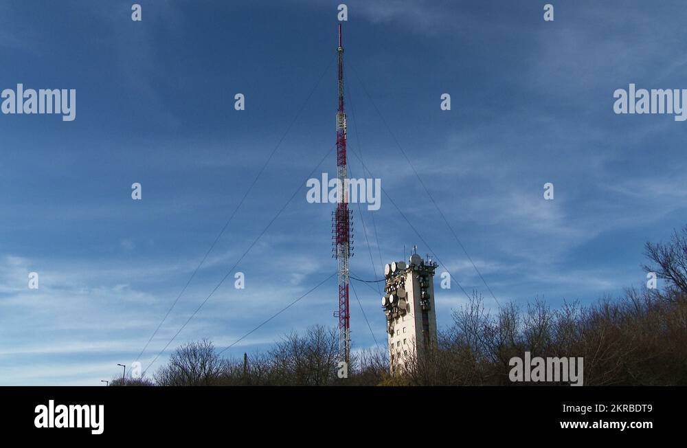 4K Communication Receiver Transmitter Tower Antenna 1 Stock Video Footage - Alamy