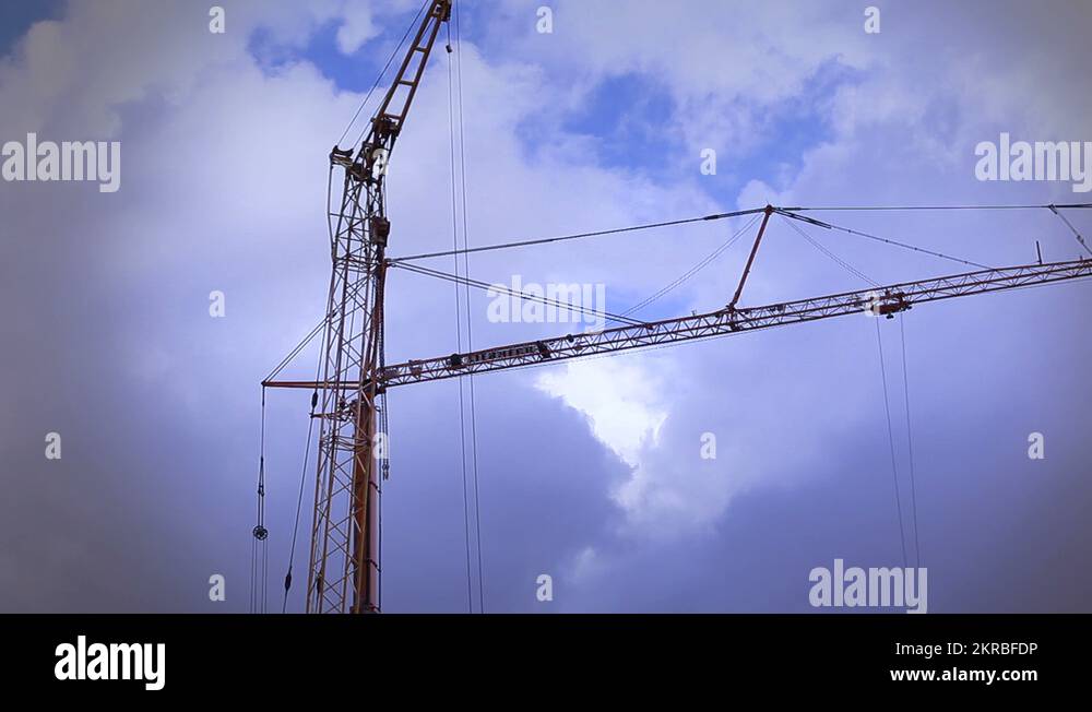 Crane lifting loads Stock Videos & Footage - HD and 4K Video Clips - Alamy