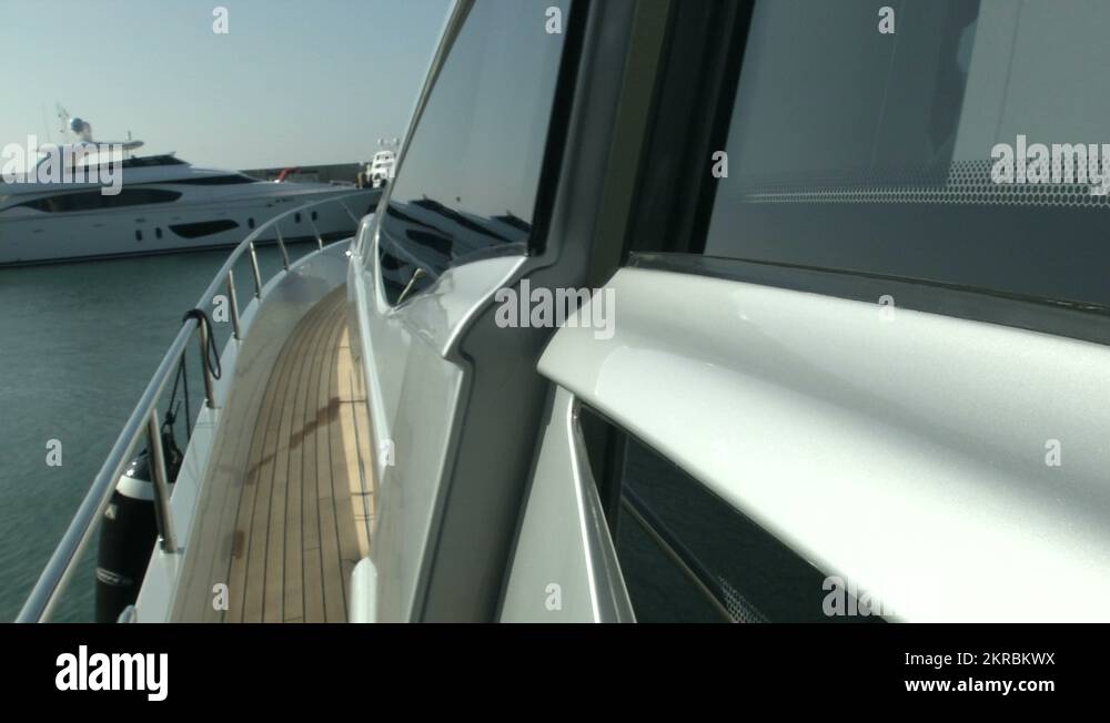 Use side door Stock Videos & Footage - HD and 4K Video Clips - Alamy