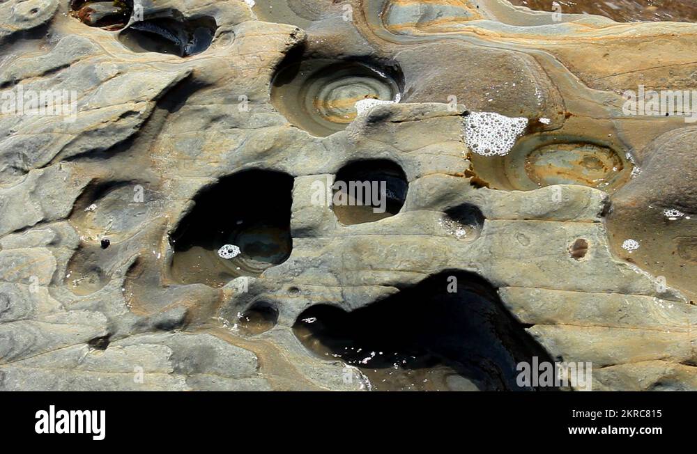 Cavitation bubbles Stock Videos & Footage - HD and 4K Video Clips - Alamy