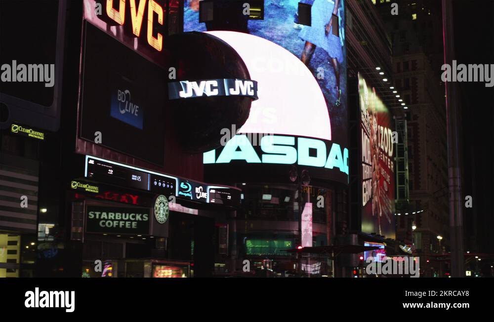 WS PAN Illuminated neons and screens, Times Square, New York City, USA ...