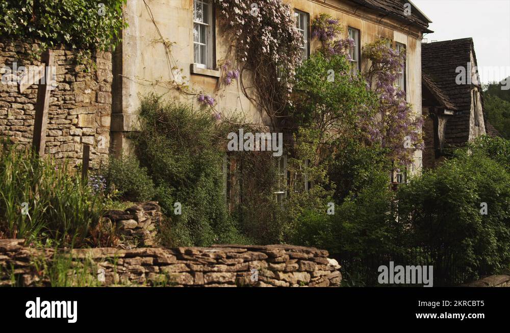 Old cotswolds house Stock Videos & Footage - HD and 4K Video Clips - Alamy
