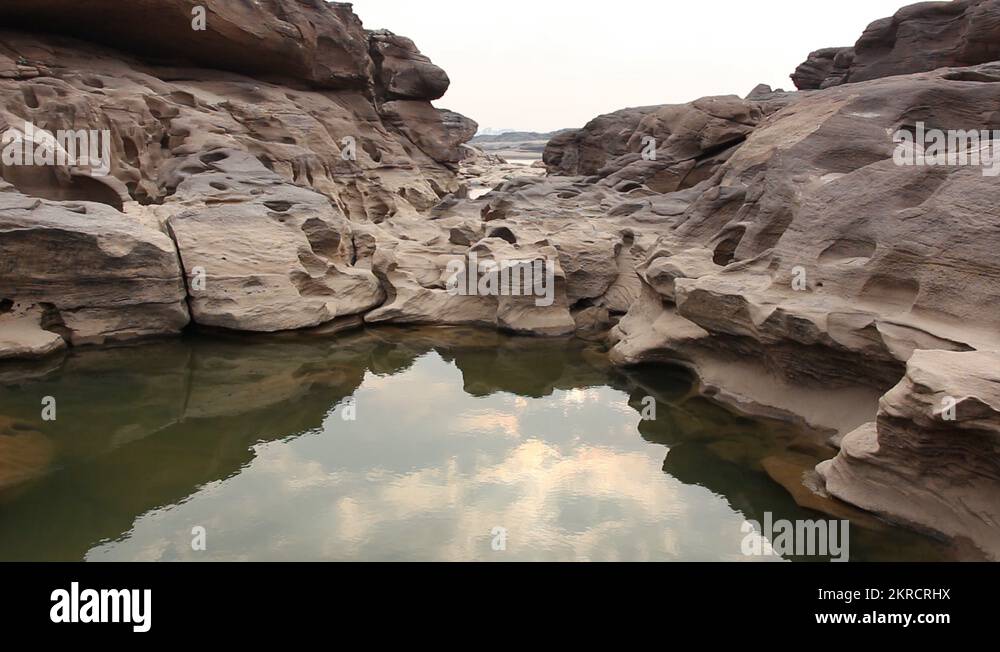 Sam-Pan-Bok Grand Canyon, Amazing of rock in Mekong river Stock Video ...