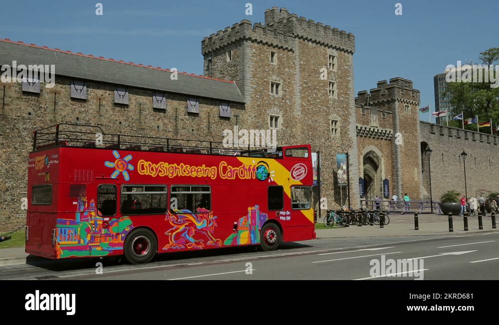Welsh bus Stock Videos & Footage - HD and 4K Video Clips - Alamy
