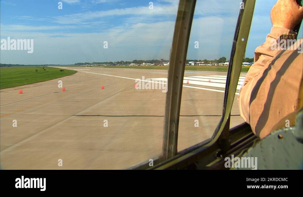 Flown out cockpit Stock Videos & Footage - HD and 4K Video Clips - Alamy