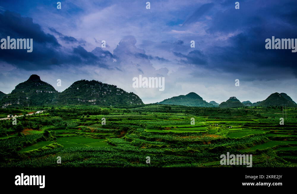 Guizhou tourism Stock Videos & Footage - HD and 4K Video Clips - Alamy