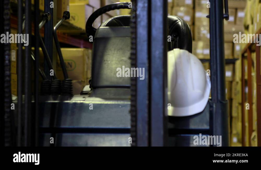 Forklift machine Stock Videos & Footage - HD and 4K Video Clips - Alamy
