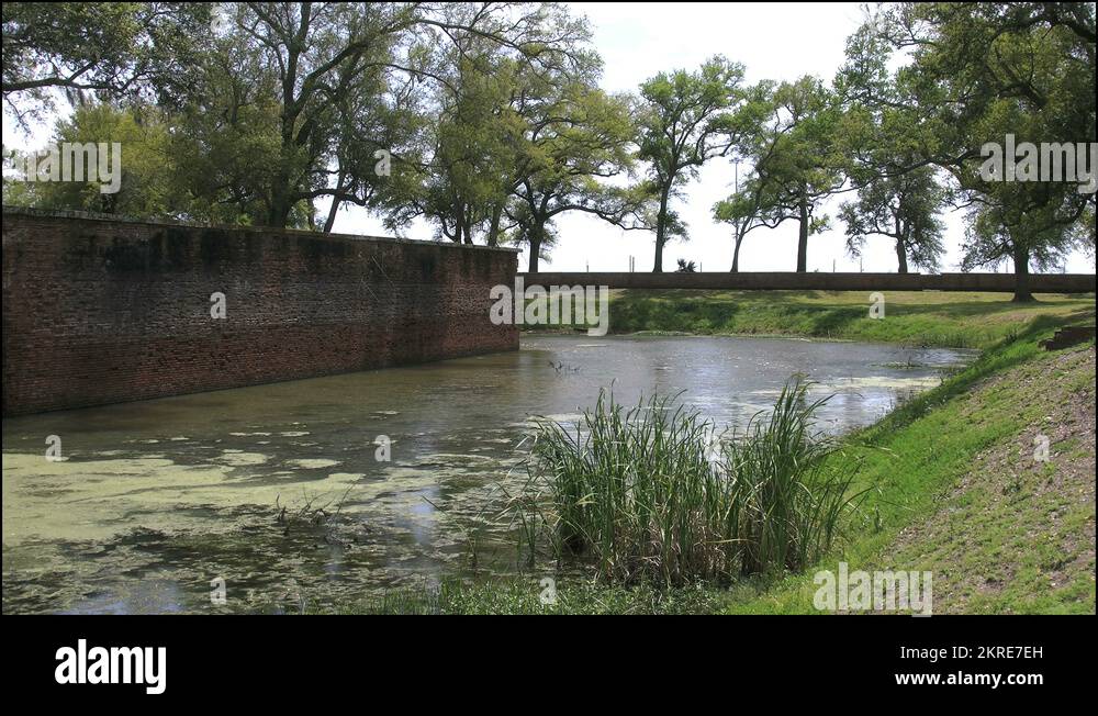 Fort with moat Stock Videos & Footage - HD and 4K Video Clips - Alamy
