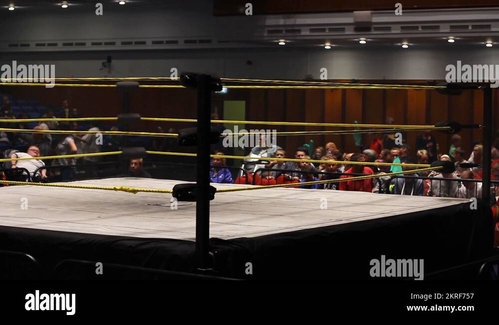 Wrestling pro ring Stock Videos & Footage - HD and 4K Video Clips - Alamy
