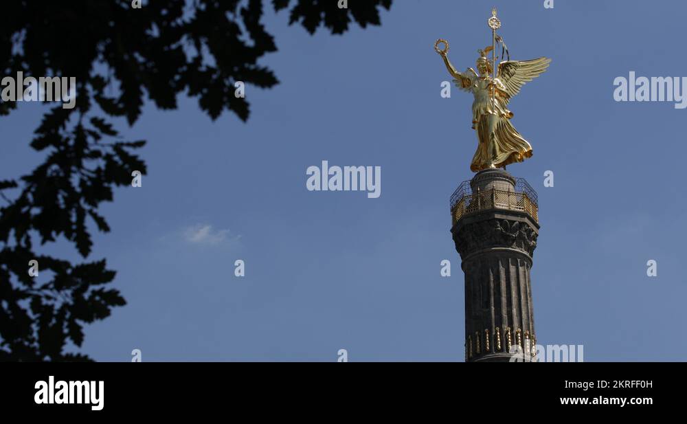 Traditional symbol of berlin germany Stock Videos & Footage - HD and 4K ...