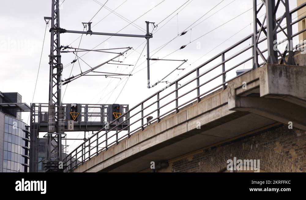 Level crossings Stock Videos & Footage - HD and 4K Video Clips - Alamy