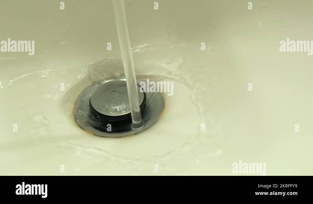 Running water sink Stock Videos & Footage - HD and 4K Video Clips - Alamy