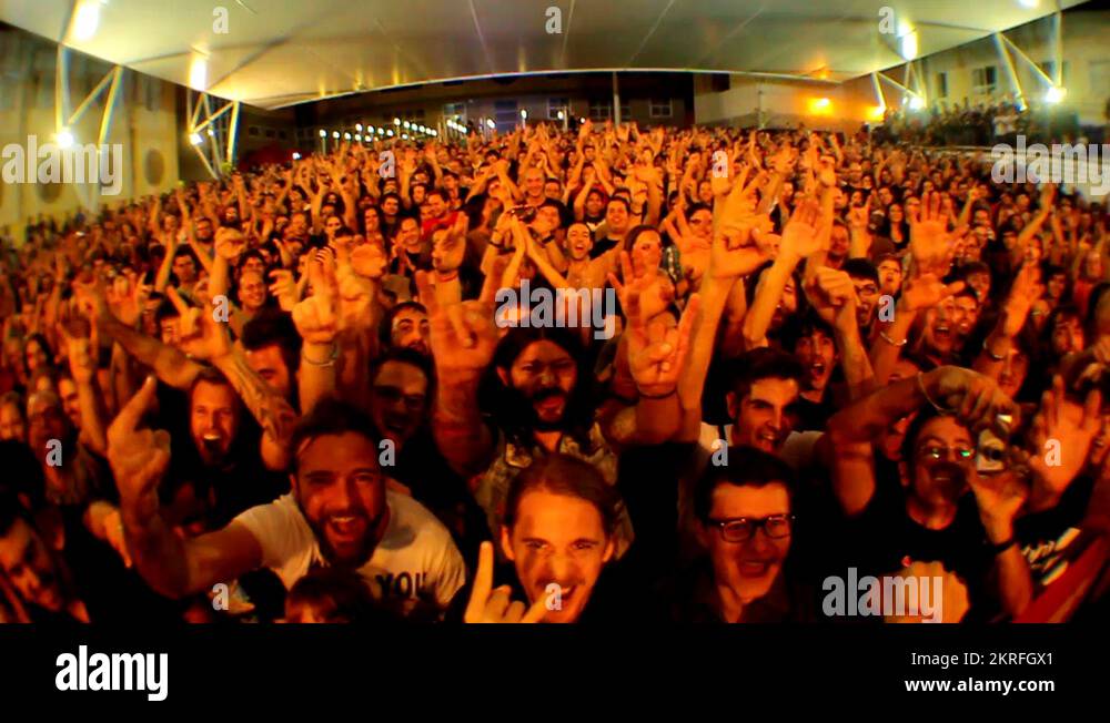 Screaming fans Stock Videos & Footage - HD and 4K Video Clips - Alamy