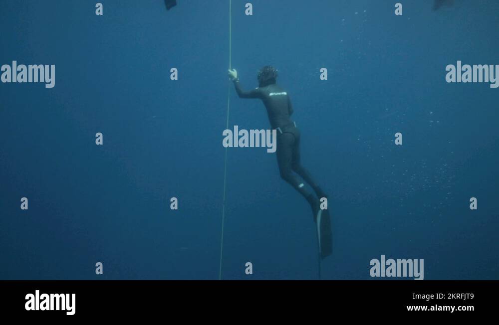 Vertical rope Stock Videos & Footage - HD and 4K Video Clips - Alamy