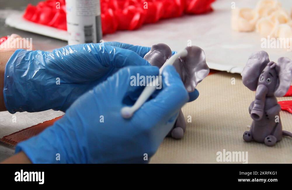 Marzipan figure Stock Videos & Footage - HD and 4K Video Clips - Alamy