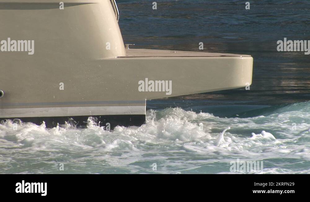 Boat maneuvering Stock Videos & Footage - HD and 4K Video Clips - Alamy