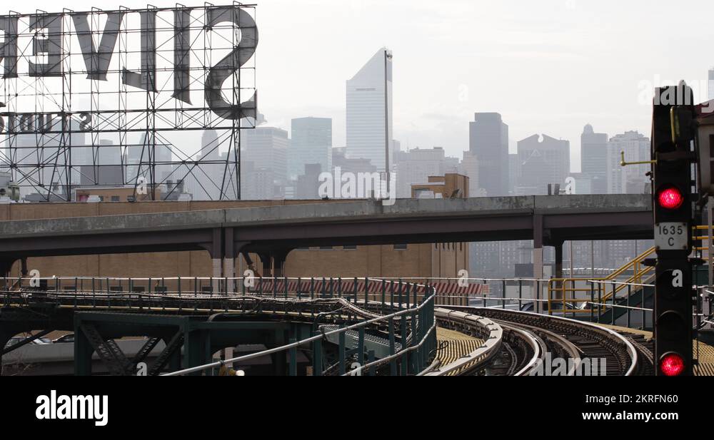 UltraHD 4K Queens New York City Skyline Track Subway Train 7 ...