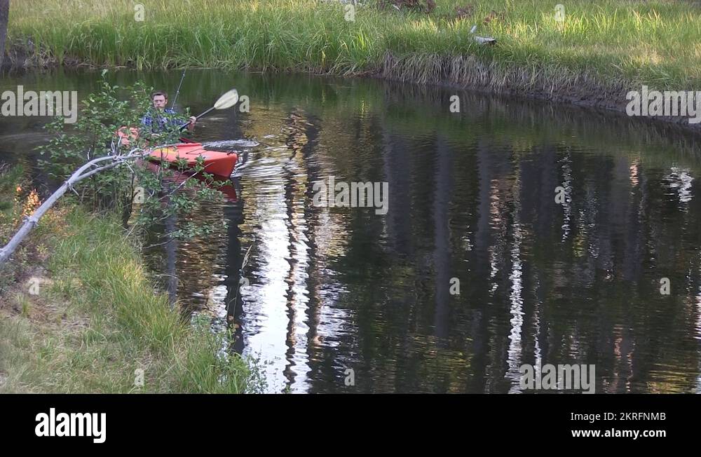 Kayaker paddling Stock Videos & Footage - HD and 4K Video Clips - Alamy