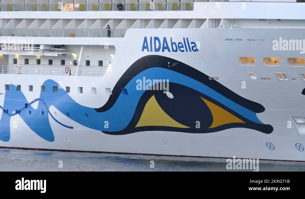 Aida cruiser liner Stock Videos & Footage - HD and 4K Video Clips - Alamy