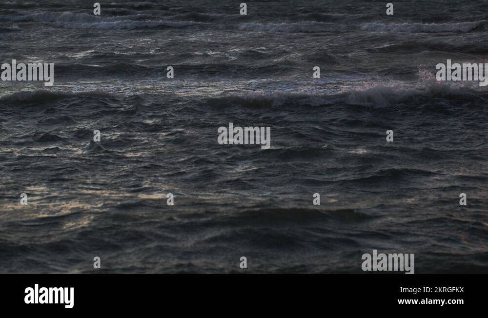 Ripple crests Stock Videos & Footage - HD and 4K Video Clips - Alamy