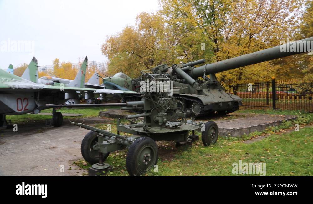 Soviet main battle tanks Stock Videos & Footage - HD and 4K Video Clips ...