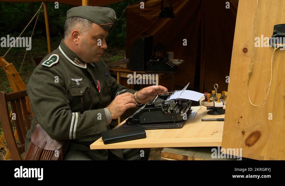 Wwii communications Stock Videos & Footage - HD and 4K Video Clips - Alamy