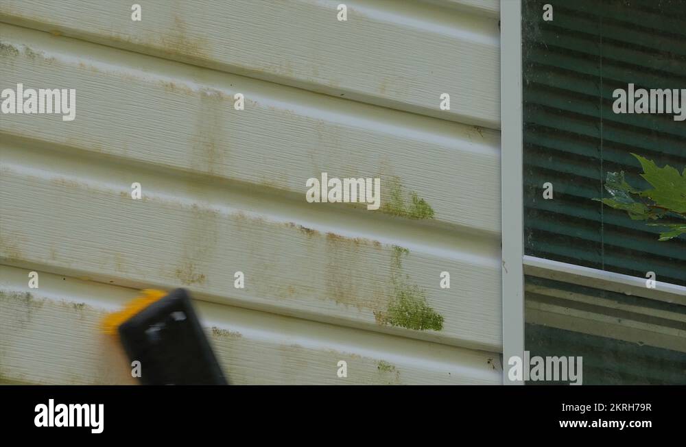 Cleaning siding Stock Videos & Footage - HD and 4K Video Clips - Alamy
