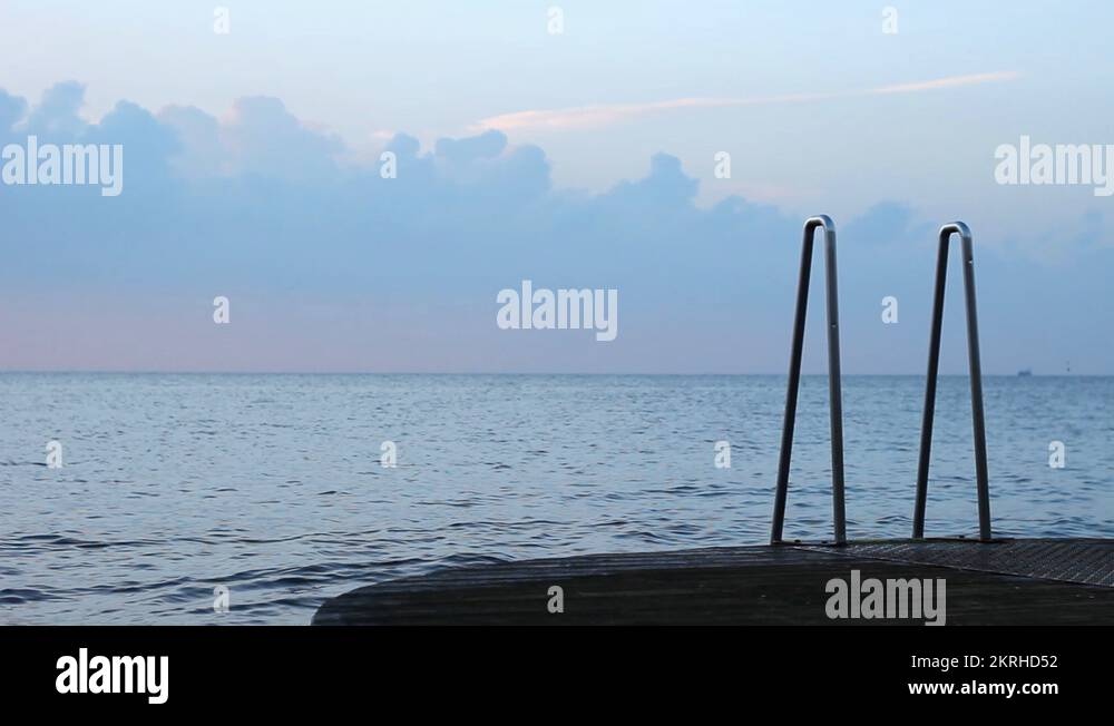 Jump place Stock Videos & Footage - HD and 4K Video Clips - Alamy