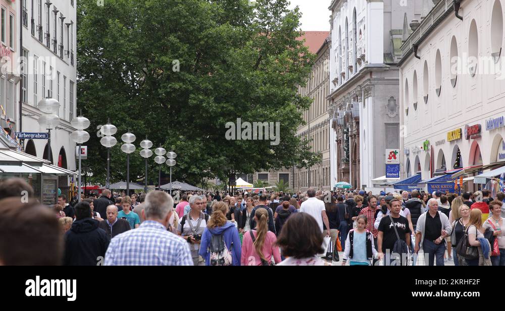 UHD 4K Busy City Rush Hour Crowded Shopping Street Munich People ...
