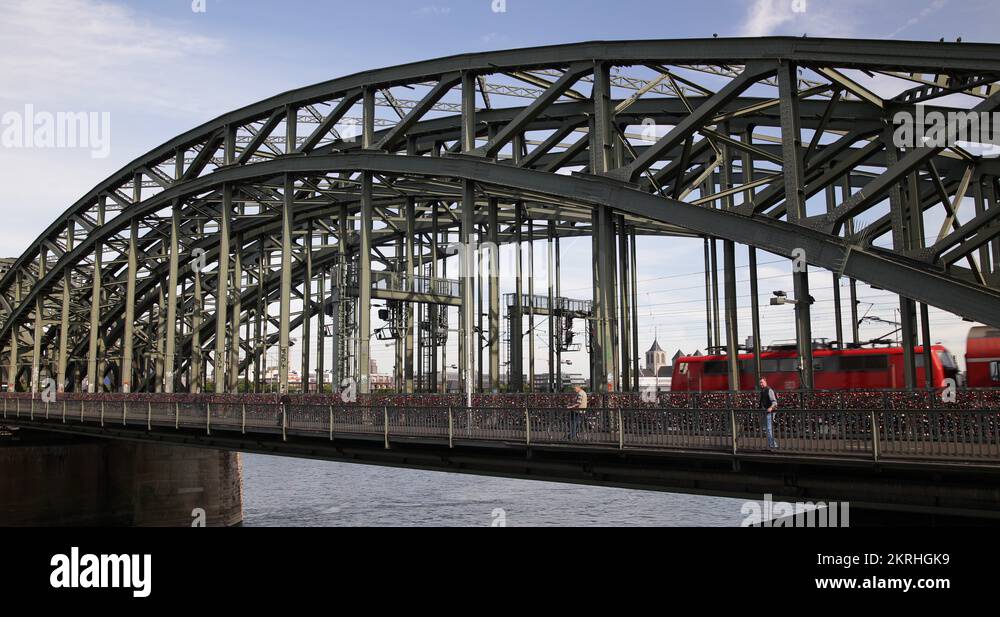Ultra HD 4K German Passenger Train Crossing Hohenzollern Bridge Cologne ...