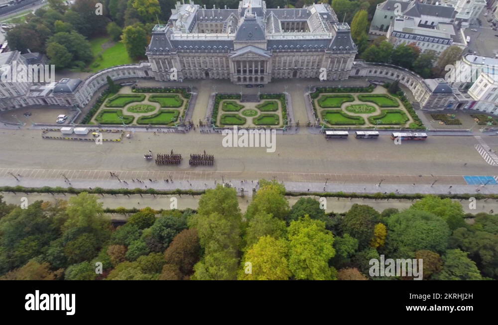 Royal tourist Stock Videos & Footage - HD and 4K Video Clips - Alamy