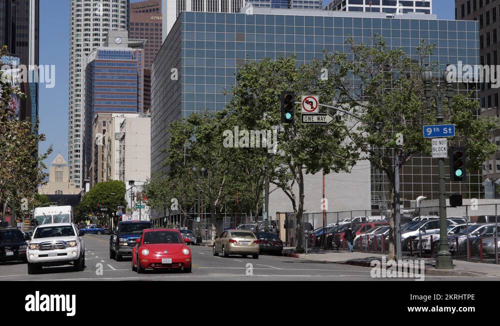 Commuters Commuting Los Angeles City Center Downtown Landmarks Cars ...