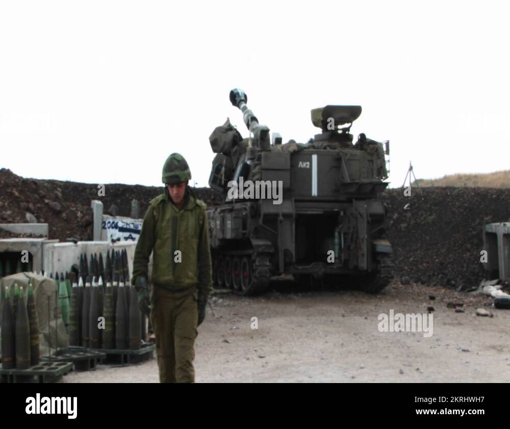 Army shells Stock Videos & Footage - HD and 4K Video Clips - Alamy