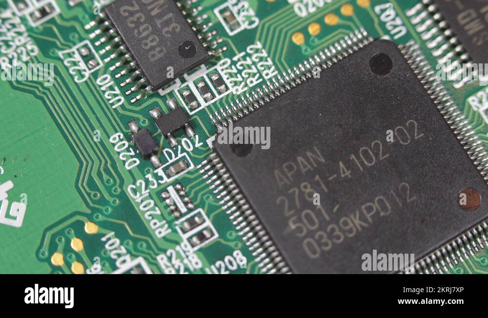 Complex circuit Stock Videos & Footage - HD and 4K Video Clips - Alamy