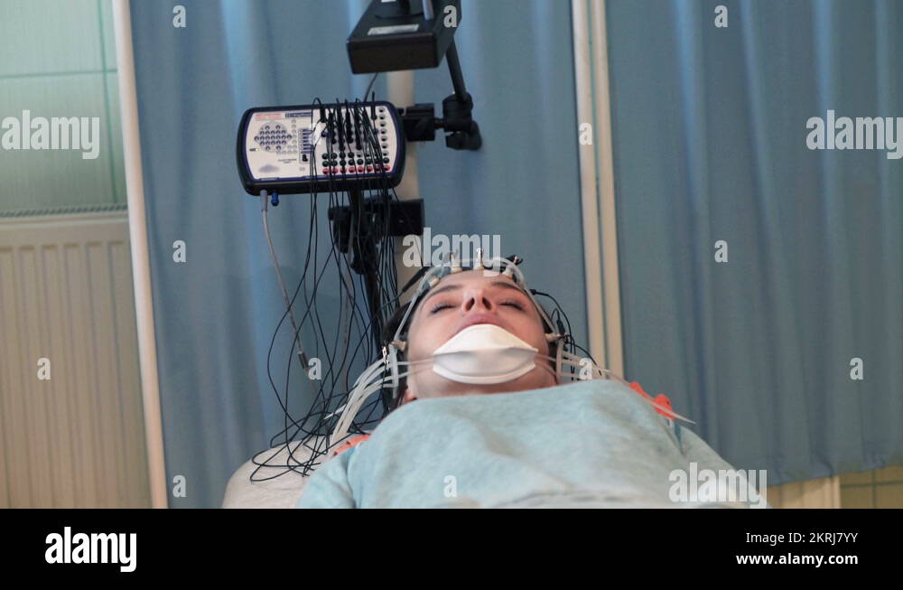Sleep brain scan Stock Videos & Footage - HD and 4K Video Clips - Alamy