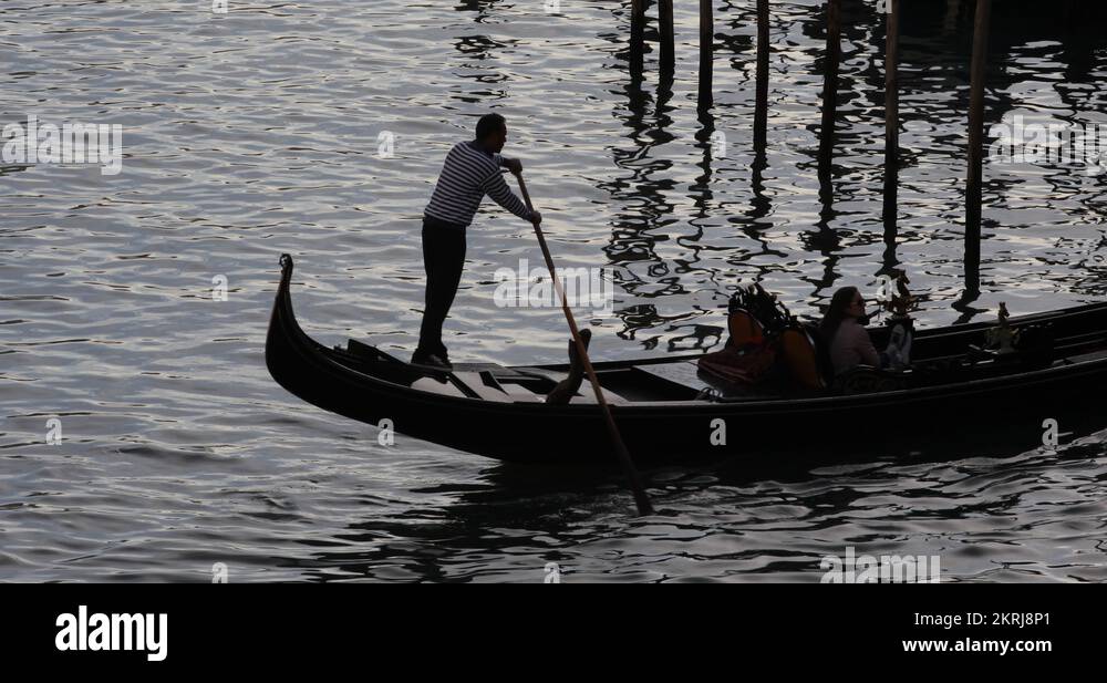Gondola traditional venetian boat Stock Videos & Footage - HD and 4K ...