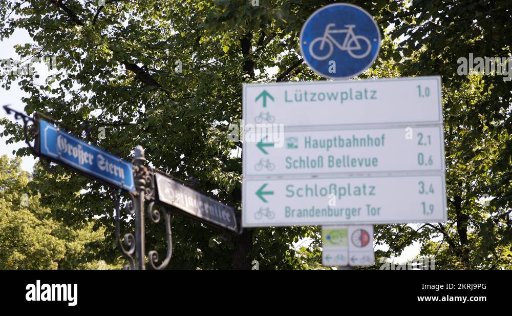 Direction sign indicator Stock Videos & Footage - HD and 4K Video Clips ...