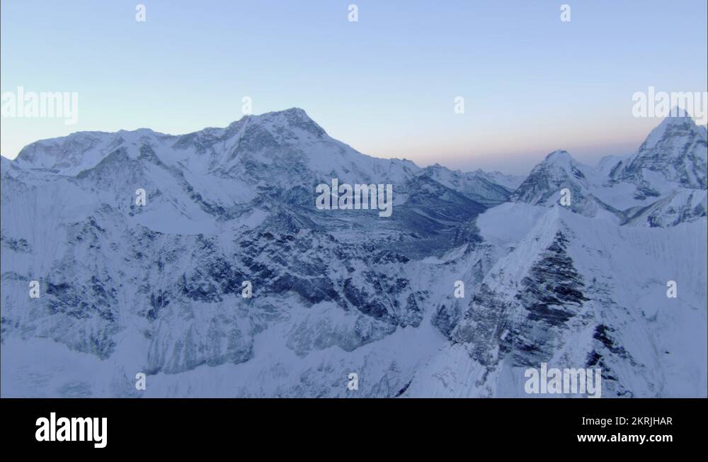 Himalaya snow peaks Stock Videos & Footage - HD and 4K Video Clips - Alamy