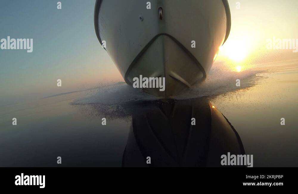 Speedboat front Stock Videos & Footage - HD and 4K Video Clips - Alamy