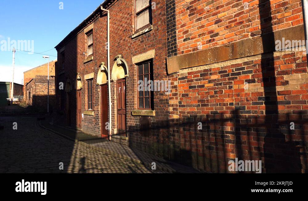 Cobbled architecture Stock Videos & Footage - HD and 4K Video Clips - Alamy