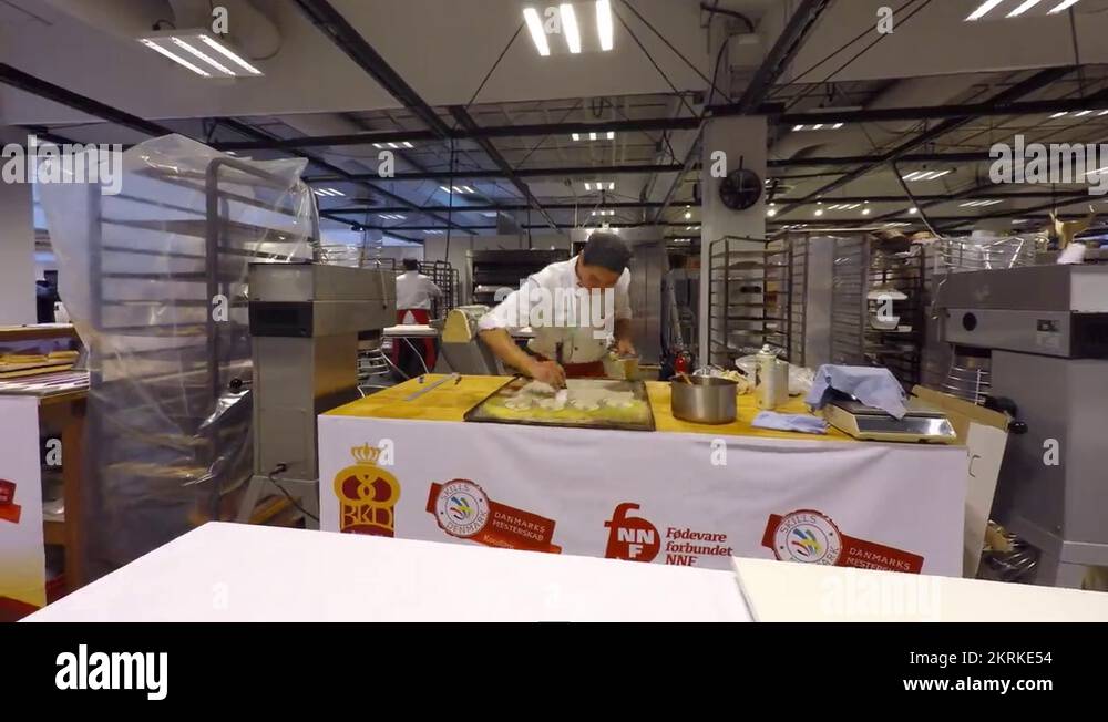 Baking competition Stock Videos & Footage - HD and 4K Video Clips - Alamy