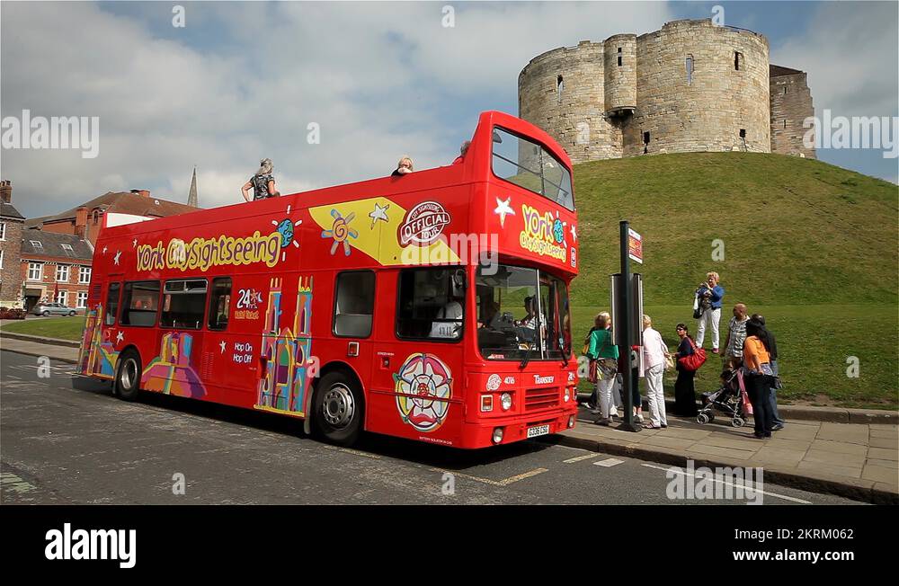 Redbus Stock Videos & Footage - HD and 4K Video Clips - Alamy
