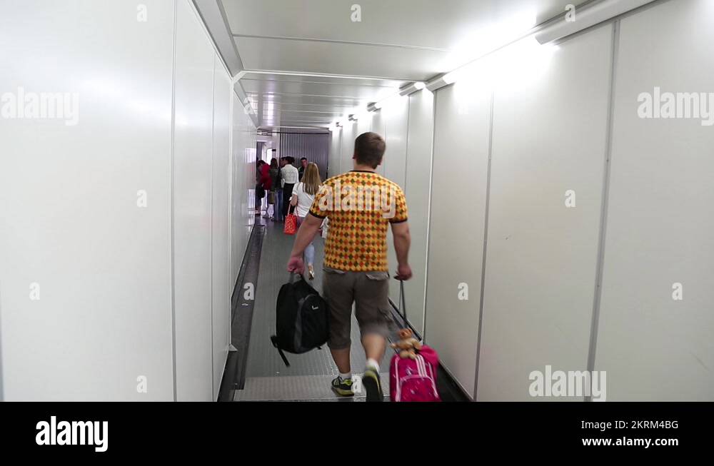 Airport boarding ramp Stock Videos & Footage - HD and 4K Video Clips ...