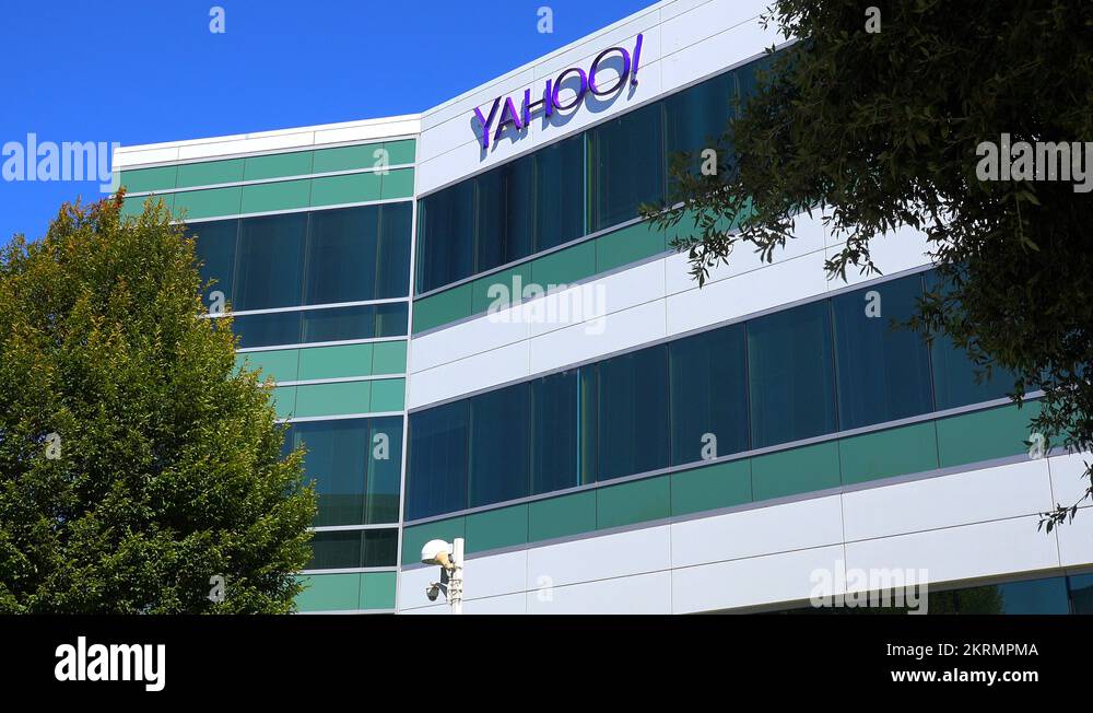 Yahoo symbol Stock Videos & Footage - HD and 4K Video Clips - Alamy