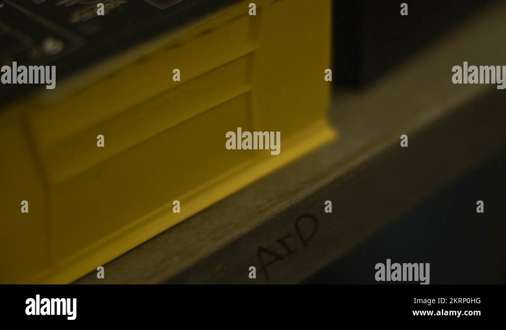 Workbench texture Stock Videos & Footage - HD and 4K Video Clips - Alamy