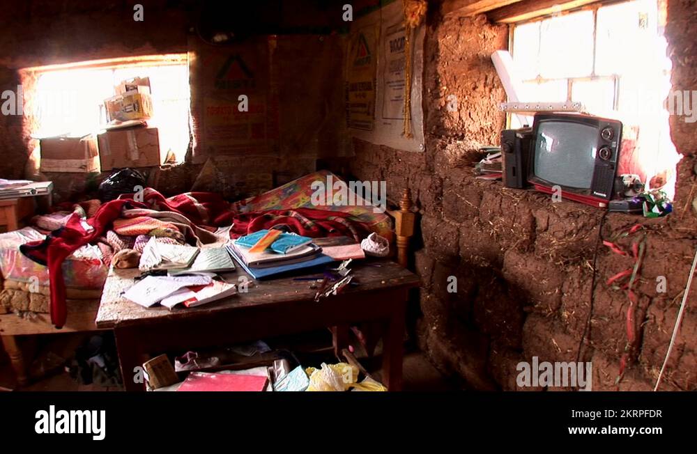 Andes house peru Stock Videos & Footage - HD and 4K Video Clips - Alamy