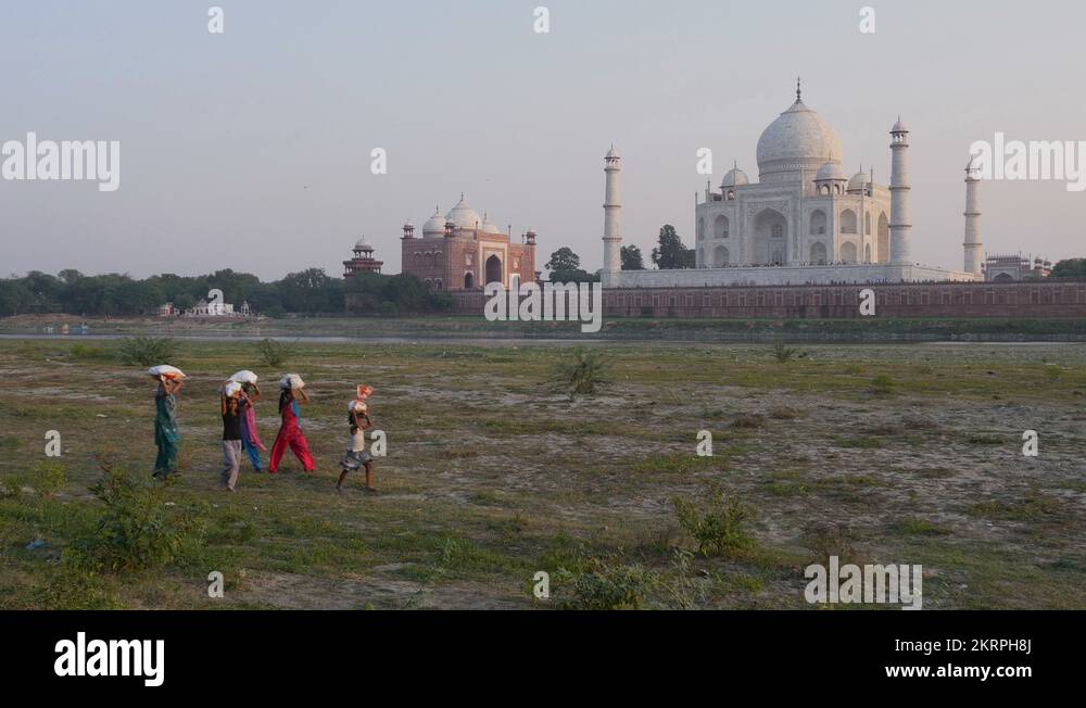 Taj Mahal Indian Girls Stock Videos And Footage Hd And 4k Video Clips