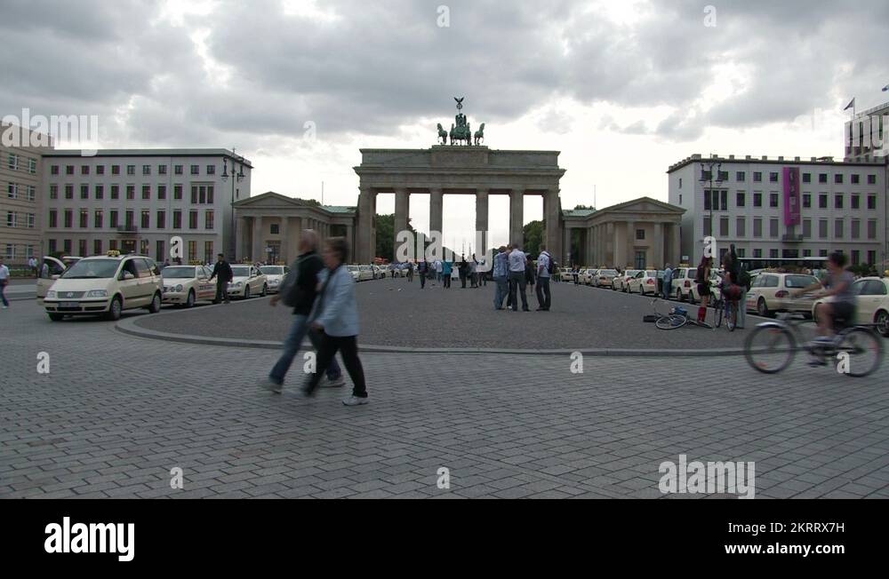 Brandenburg gate history Stock Videos & Footage - HD and 4K Video Clips ...