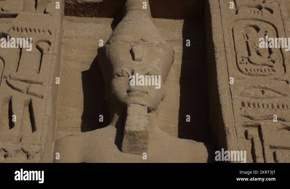 Ramesses ii statue Stock Videos & Footage - HD and 4K Video Clips - Alamy