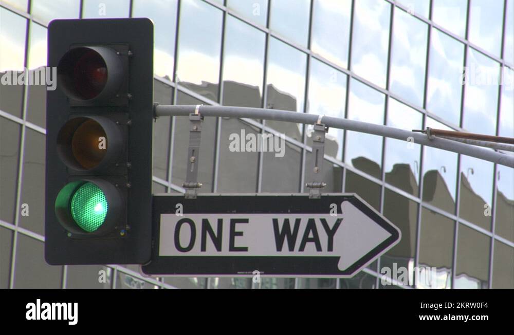 Roadsignal Stock Videos & Footage - HD and 4K Video Clips - Alamy